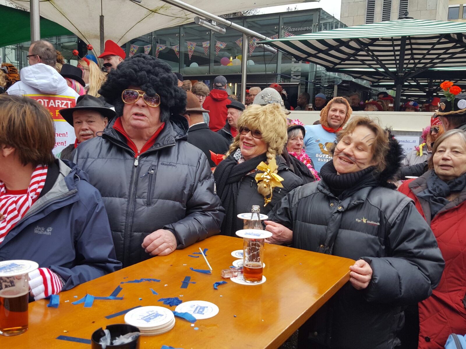 Düsseldorf Helau - Carlsplatz – Der Markt